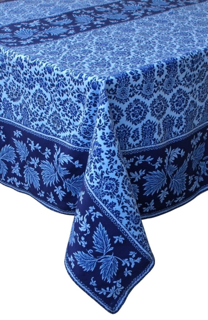 49+ Beautiful Batik Fabric Tablecloths to Elevate Your Decor ...
